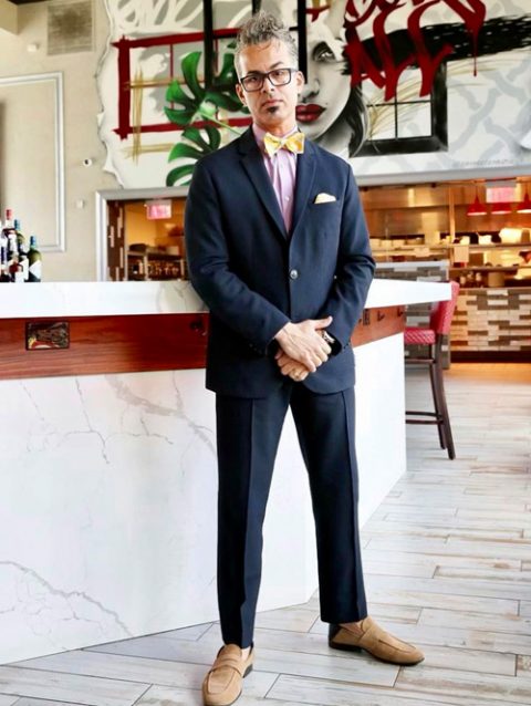 ANGEL DE LEON - VENTANAS Restaurant & Lounge